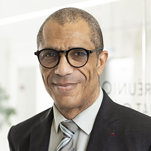 Biographies de la présidente et des membres du collège | Arcep